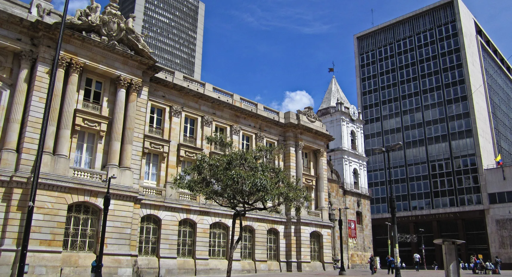 Recorre la Carrera Séptima de Bogotá: historia, cultura y tradición en ...